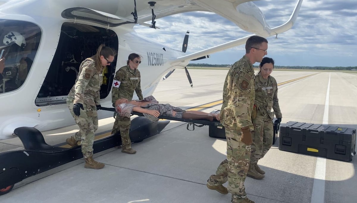 U.S. Air Force Deploys Beta's Alia Electric Aircraft Prototype ...