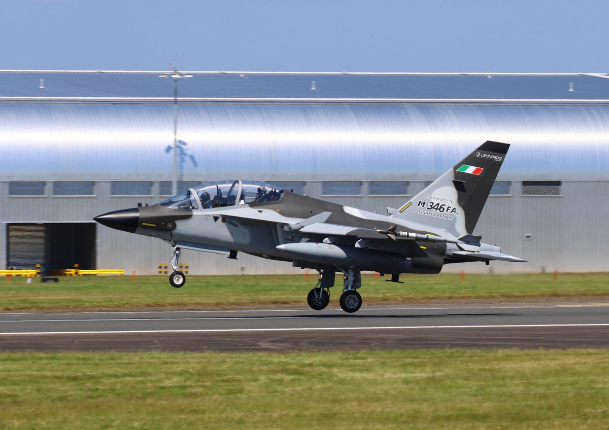 Leonardo Launches M-346 Enhancement Program | Aviation International News