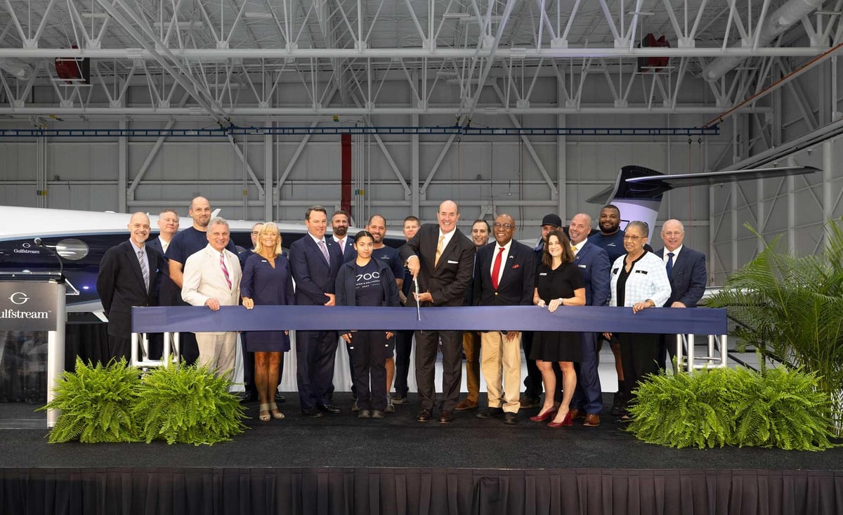 Gulfstream Opens $150M Jet Service Center Expansion in Savannah ...