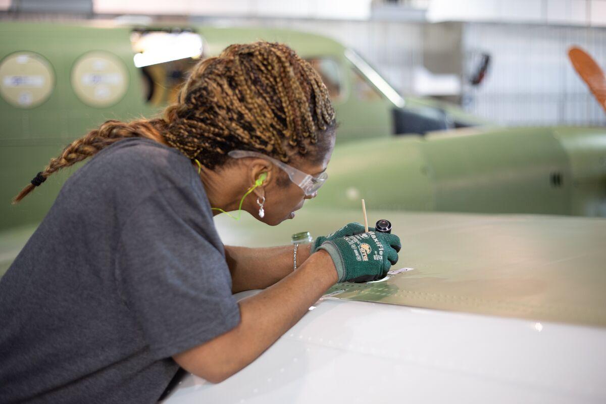 Textron Aviation 2024 Deliveries Sag Due To Labor Strike Impacts ...