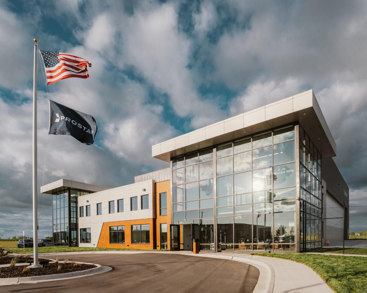 Pro Star Aviation Opens Michigan Pilatus Sales and Service Center ...