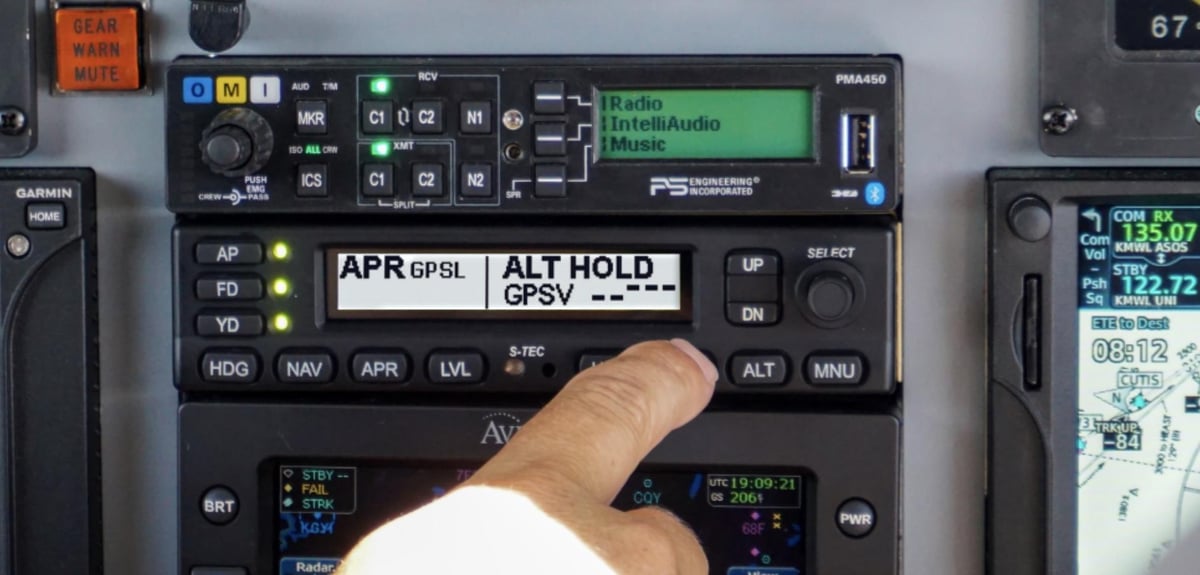 Innovative Aerosystems Acquires S-TEC 3100 Autopilot Line from Moog ...