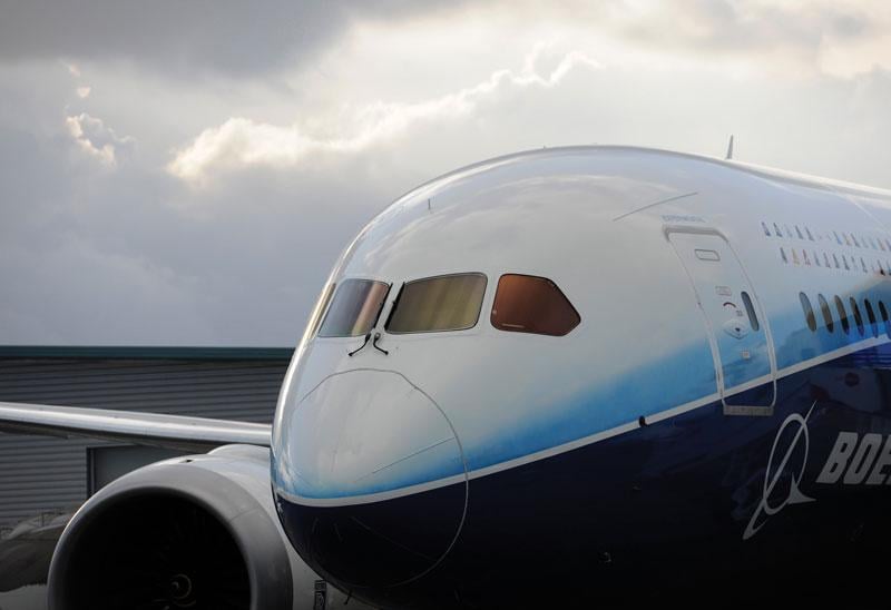 Boeing’s 787 Dreamliner Delivers Space and Range | Aviation ...