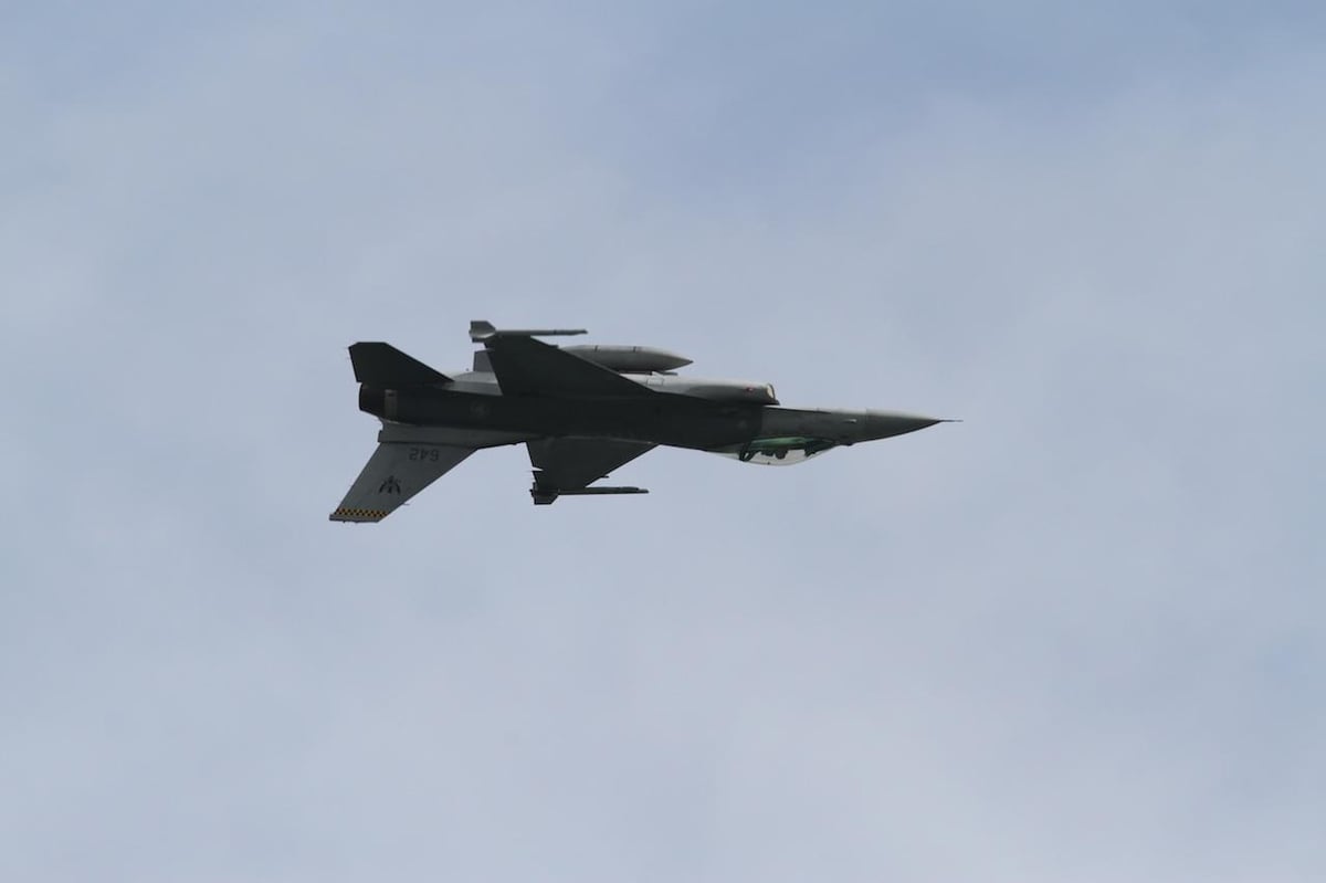 AESA radar sparks new life into the F-16 | Aviation International News