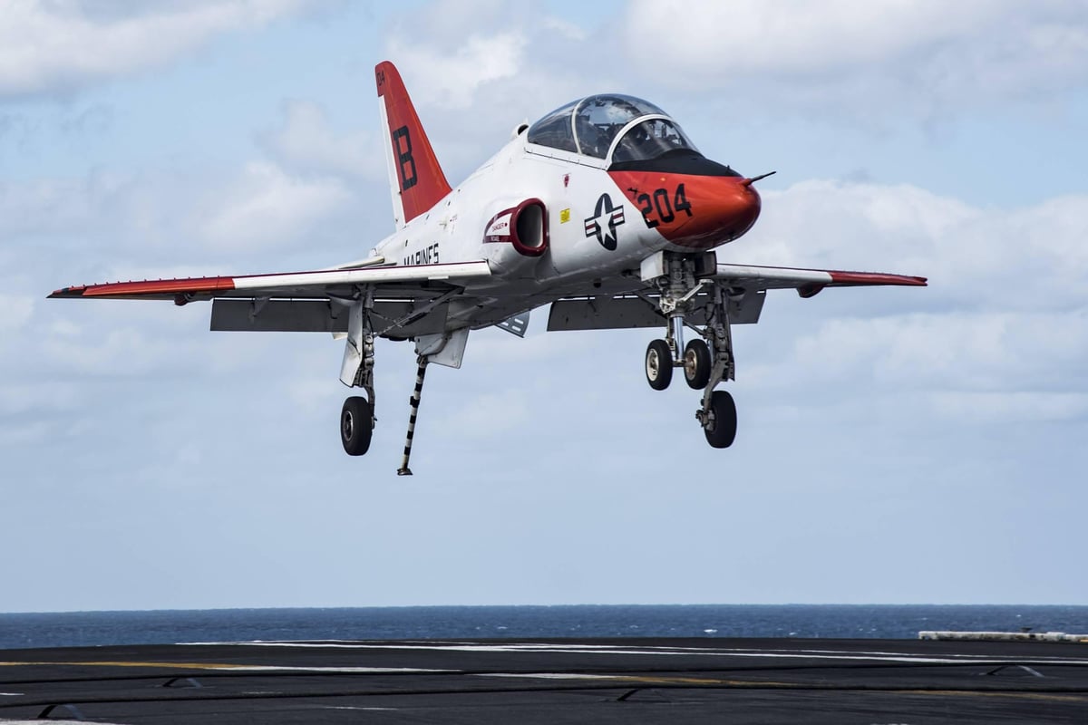 U.S. Navy Pauses T-45 Operations Over Oxygen System Issue | Aviation ...