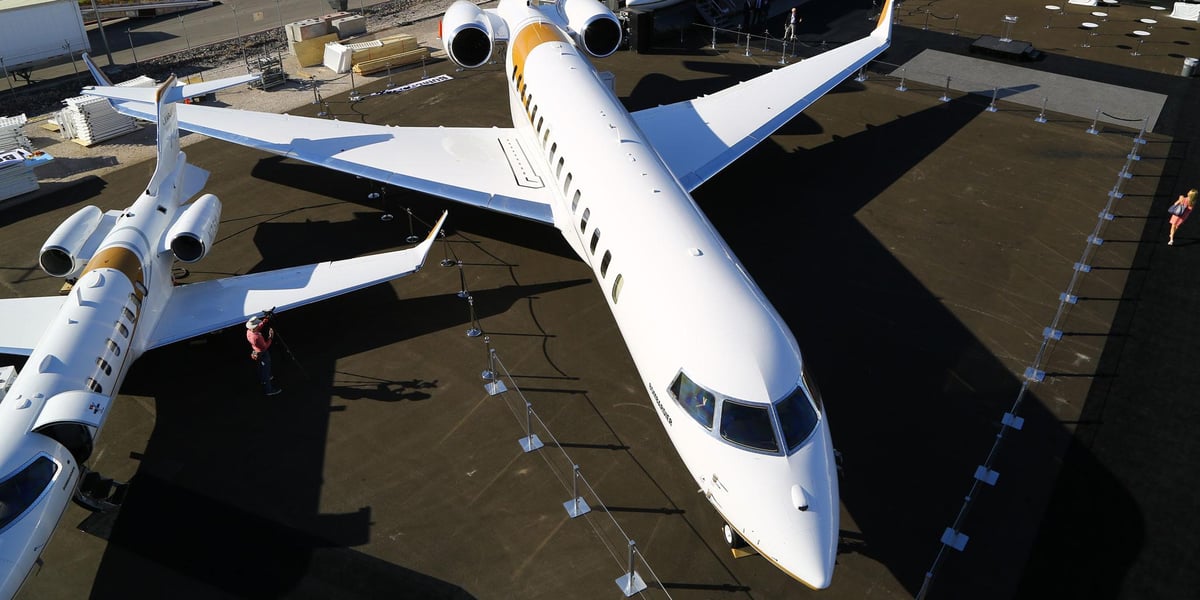 Bombardier Global 7000 Makes World Debut | Aviation International News