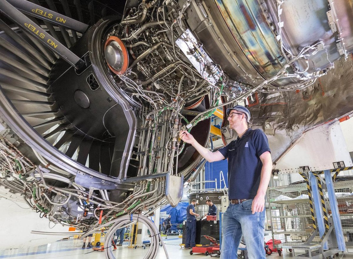 Rolls-Royce To Test 100 Percent SAF in UltraFan Demonstrator | Aviation ...
