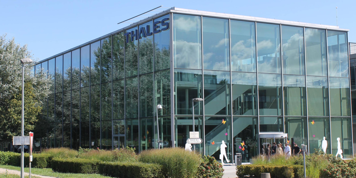 Thales Bids $1.1B for Cobham Aerospace Communications | Aviation ...