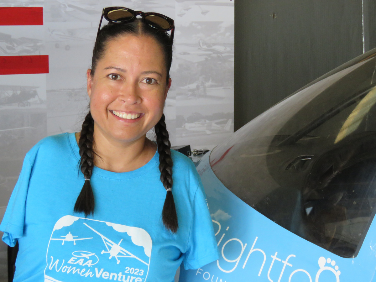 Armless Pilot Jessica Cox Will Fly Around the World | Aviation ...