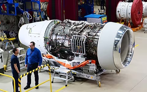 Rolls-Royce Pearl 10X Engine Passes 2,000 Hours | Aviation ...