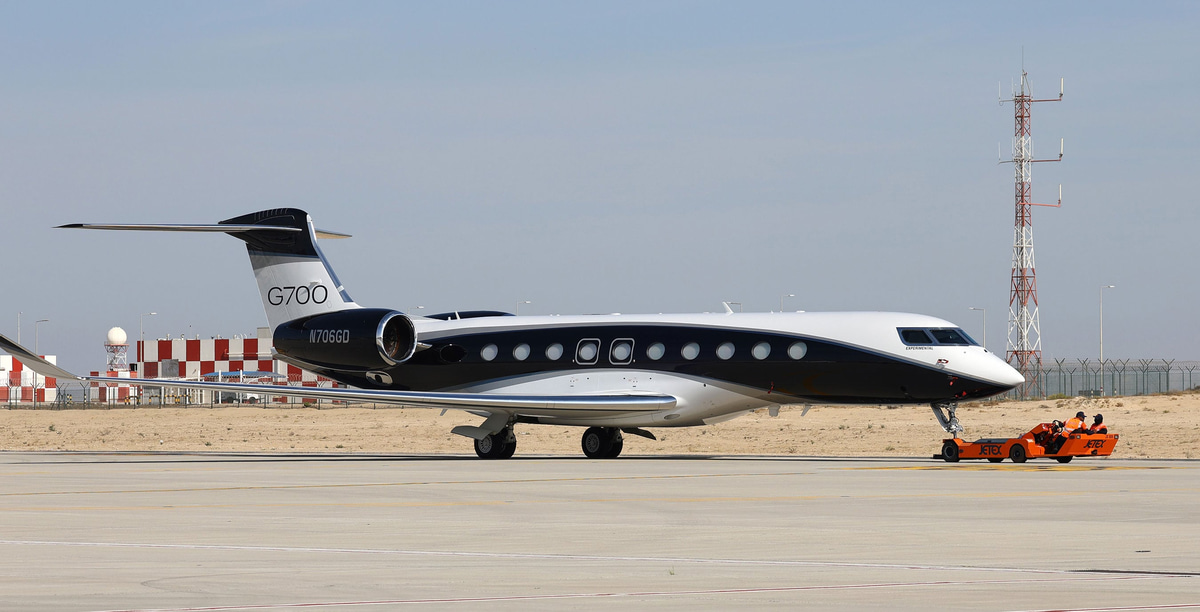 Gulfstream Nears Certification of G700 Business Jet | Aviation ...