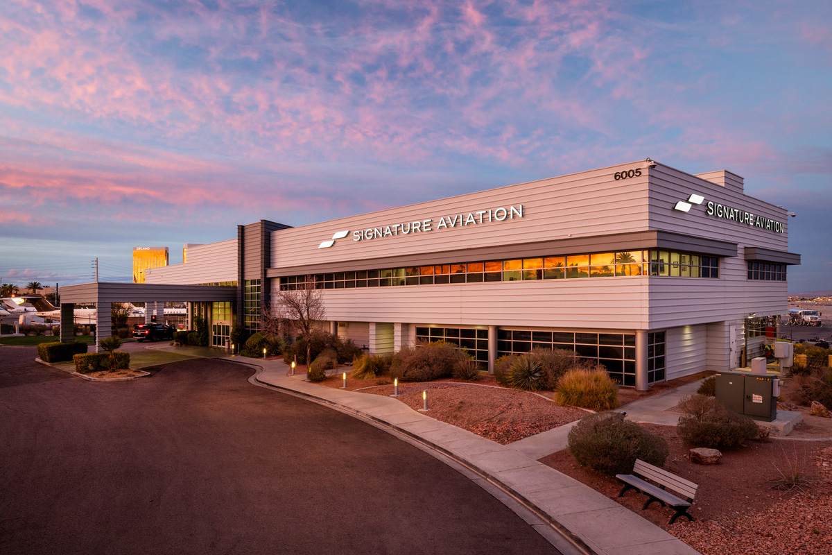 Signature Aviation Unveils Branding at NBAA Schedulers & Dispatchers ...