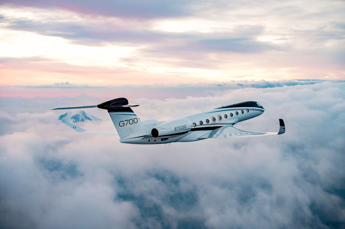Gulfstream Delivers First Two G700s to U.S.-based Customers | Aviation ...