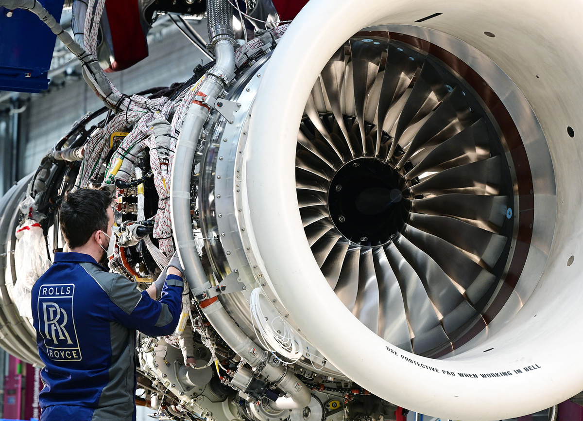 Rolls-Royce Reports Progress with Pearl 10X Engine for Falcon 10X ...