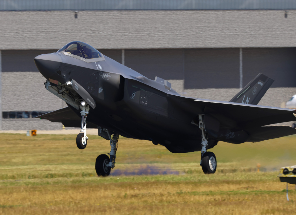 Pratt & Whitney F135 Engine Core Upgrade Clears Design Review ...