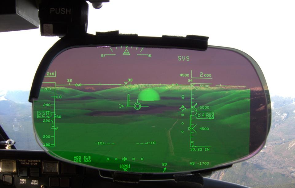 Collins Aerospace Innovates from Head-up Displays to Integrated Flight ...