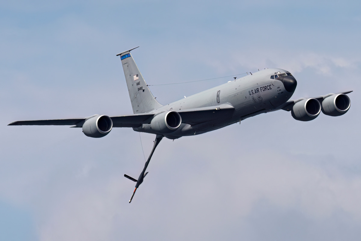 U.S. Air Force Approves Merlin's Airworthiness Plan for Autonomous KC ...