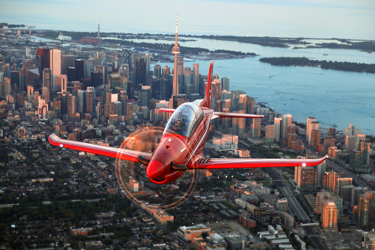 Canada Orders 19 PC-21s To Train Next Generation of Air Force Pilots ...