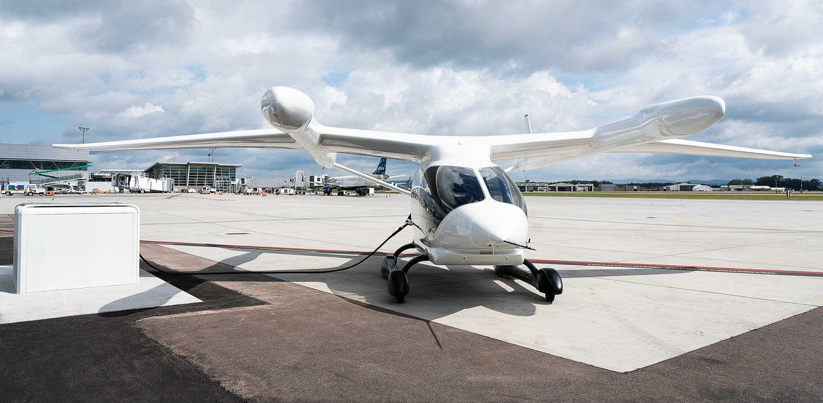 Beta’s Electric Aircraft and Charging Station Coming to Eglin Air Force ...