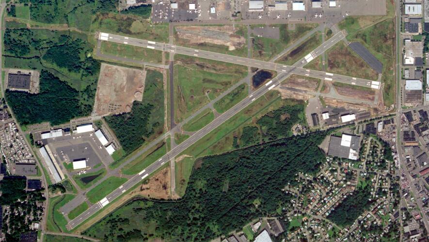 Circling Approach: Is It Your Best Option? | Aviation International News