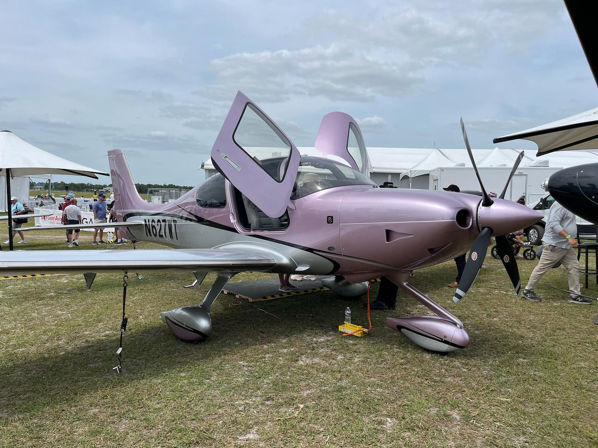 Cirrus Launches Turnkey Aircraft Management Service | Aviation ...