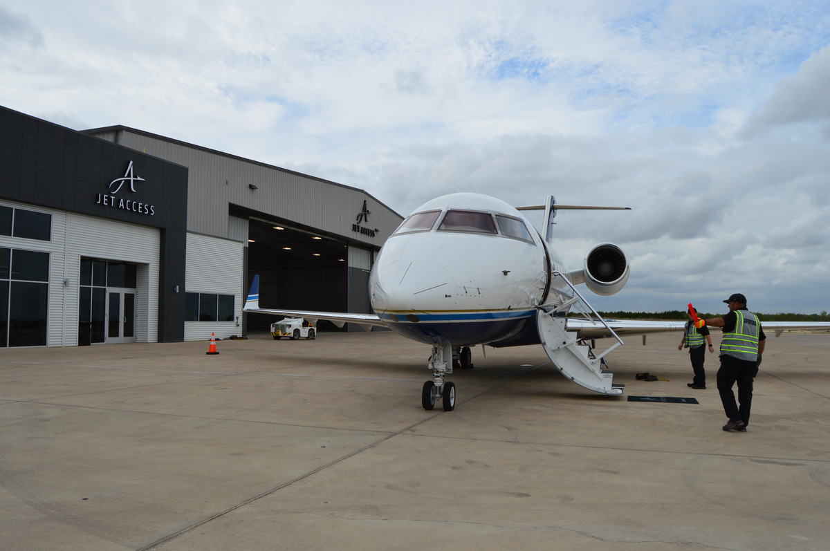 Dallas-area FBO Jet Access Opens New Home at Dallas Executive Airport ...