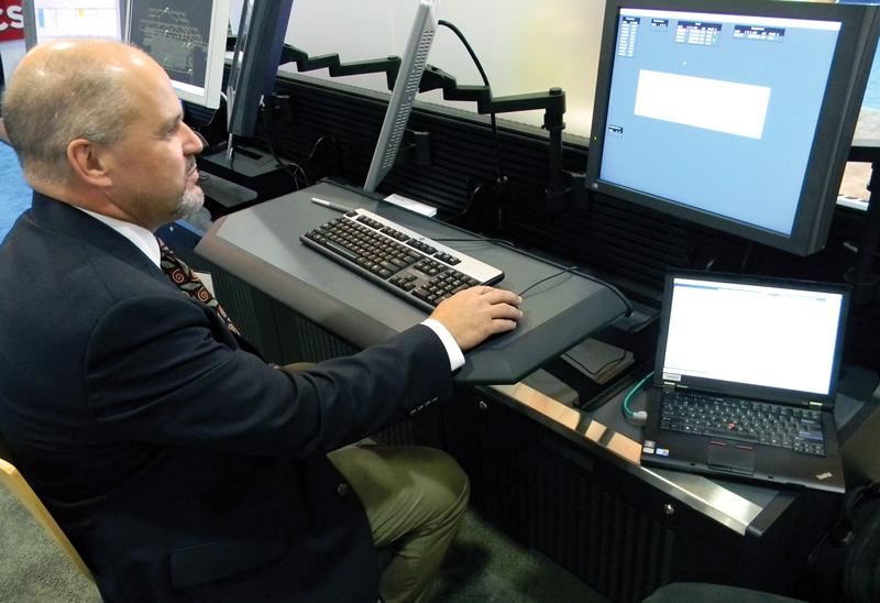 FAA Advances NextGen Data Comm, Voice System Acquisitions | Aviation ...