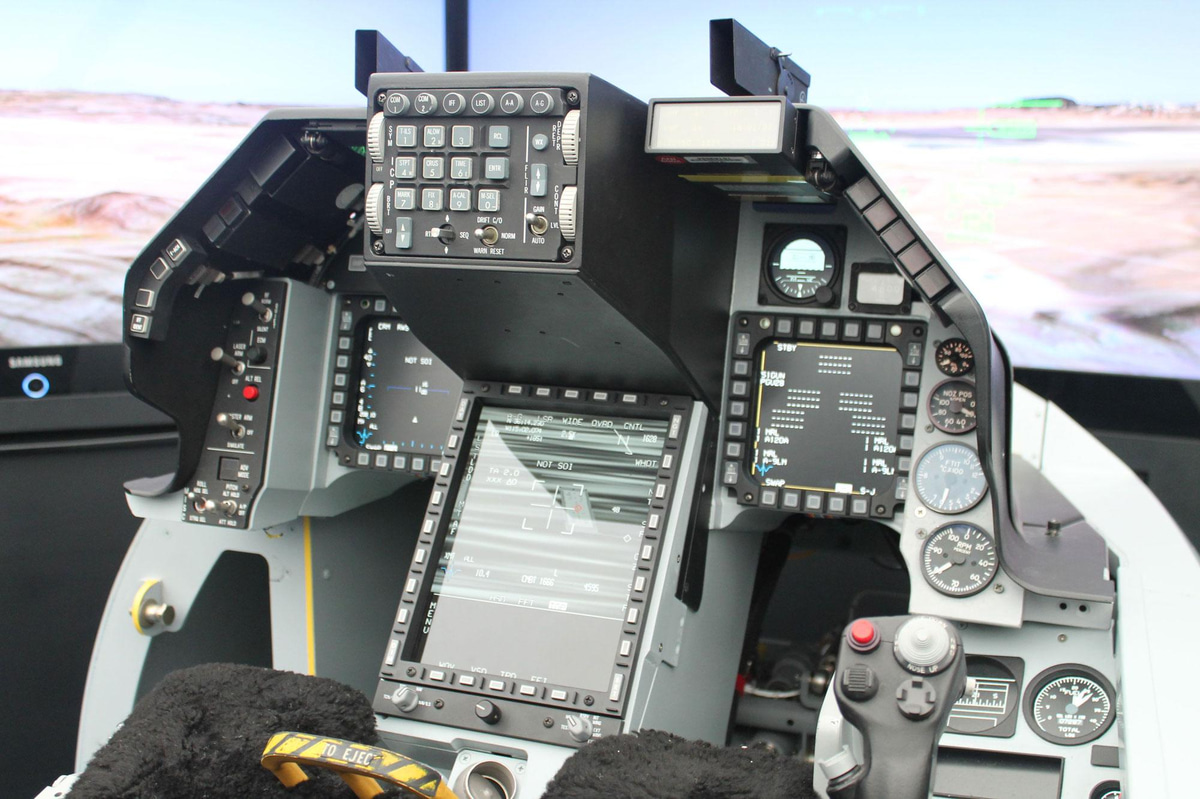 Elbit Delivers Big New Display for F-16 Upgrade | Aviation ...