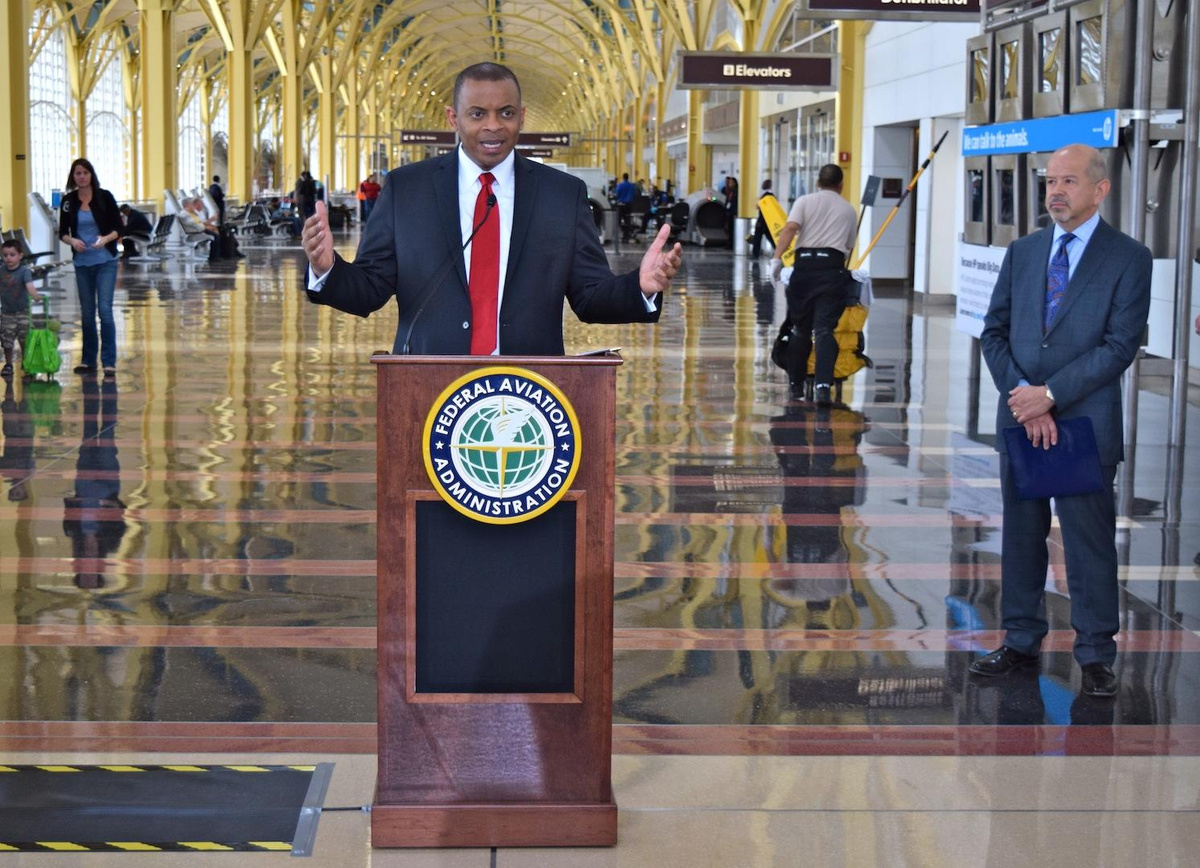 FAA Declares New En Route Automation System Is Operational | Aviation ...