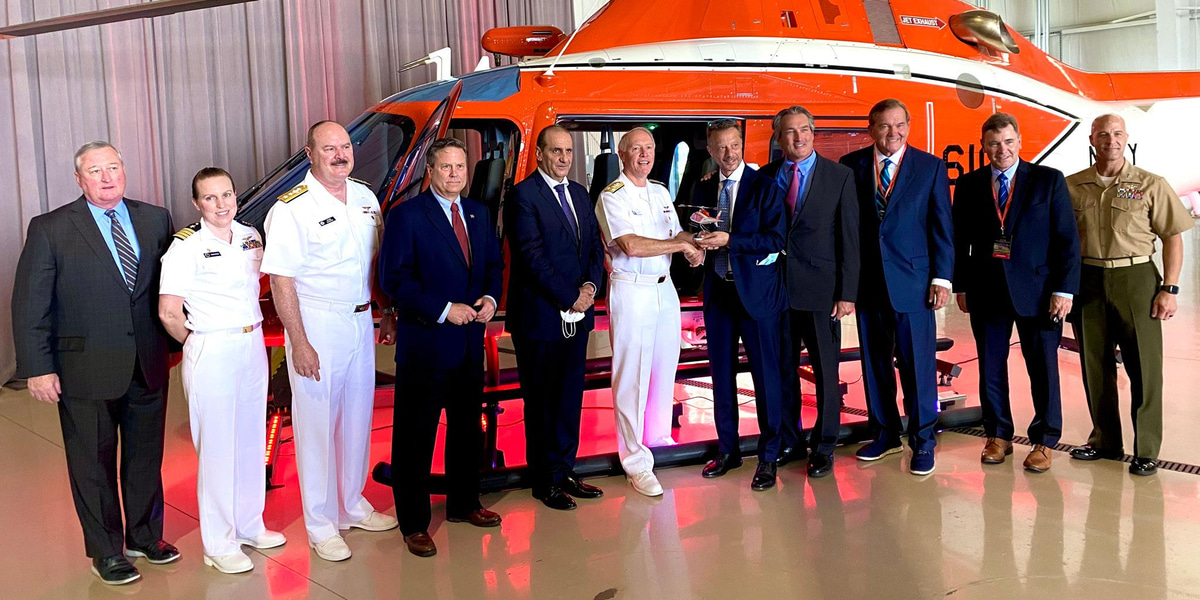 Leonardo Delivers First TH-73A Trainer Helicopter to U.S. Navy ...