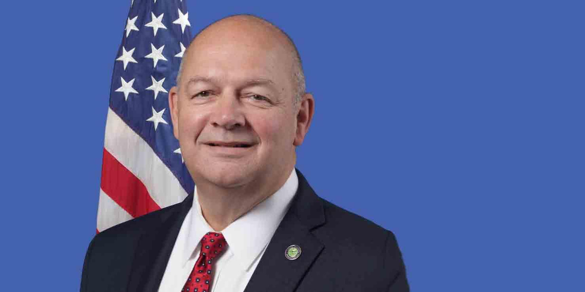 NBAA Honors Dickson with American Spirit Award | Aviation International ...