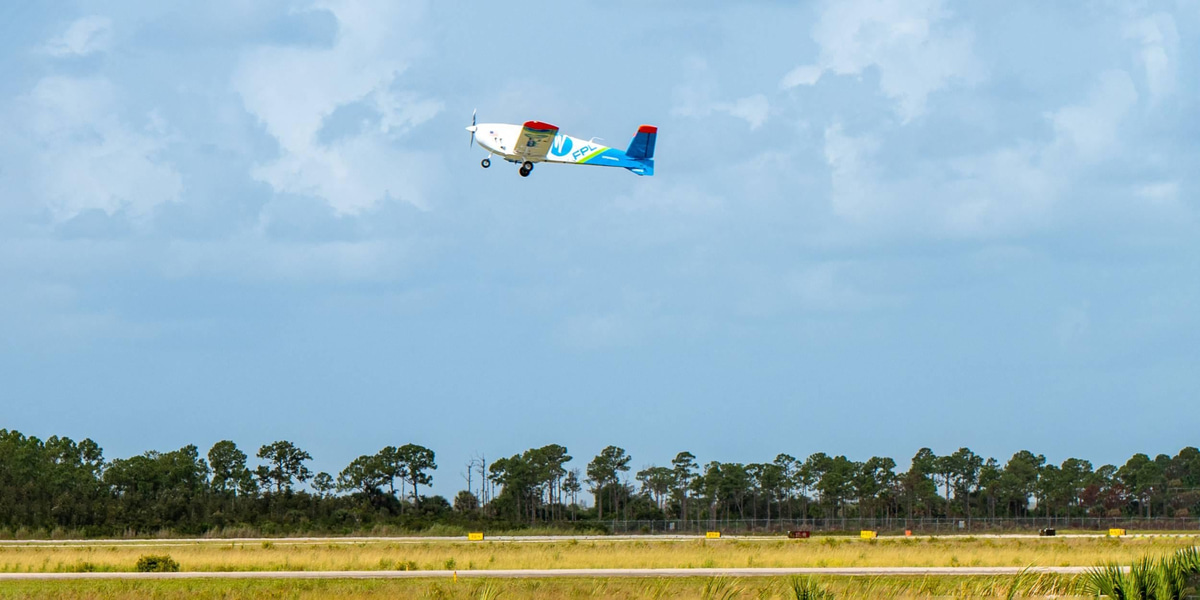 FCC Proposes Radio Licenses for UAS Operators | Aviation International News