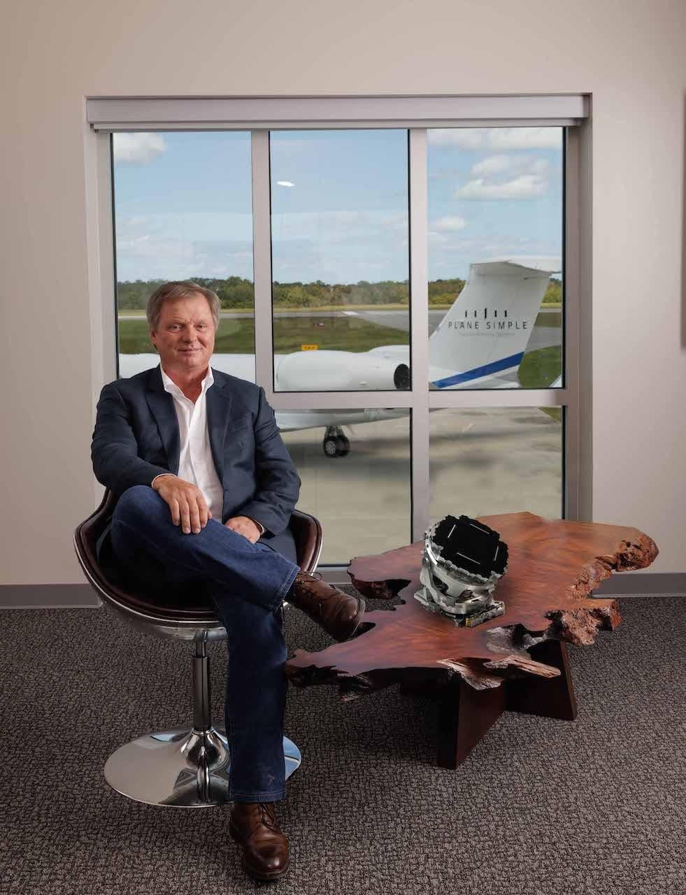 Satcom Direct's Plane Simple Satellite Communications Antenna Enters ...