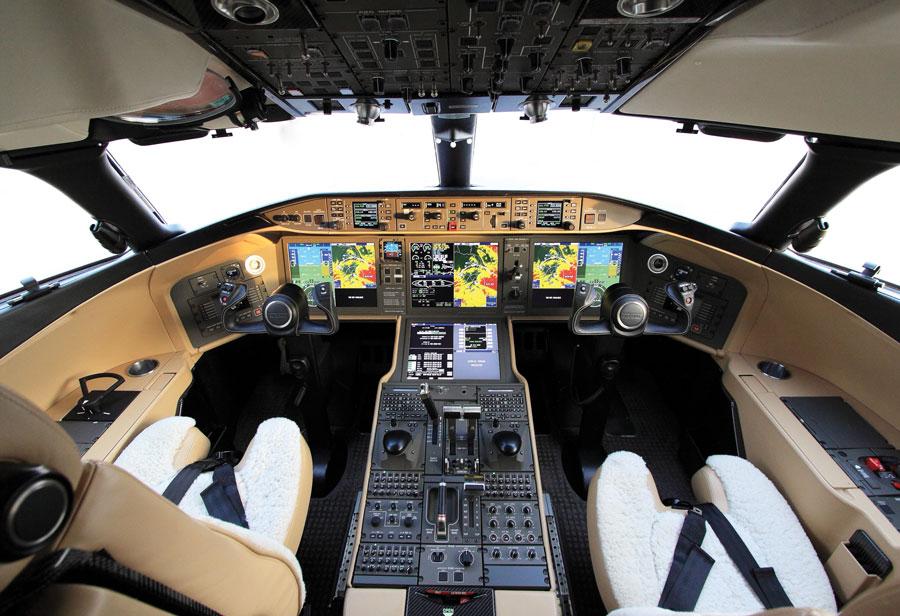 Rockwell Collins Wins Gold Edison Award For HUD Synthetic Vision ...