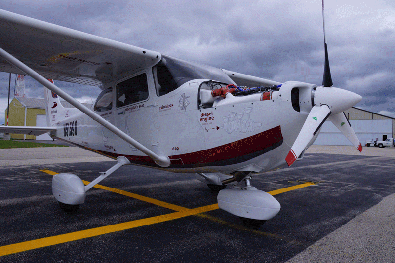 Redbird Shows Off Diesel-powered ‘RedHawk’ | Aviation International News