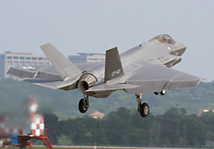 F-35 Flight Test Fleet Now Airborne | Aviation International News