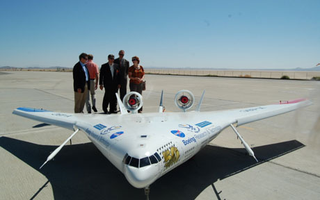 Boeing, NASA Complete X-48C Blended Wing Body Flights | Aviation ...