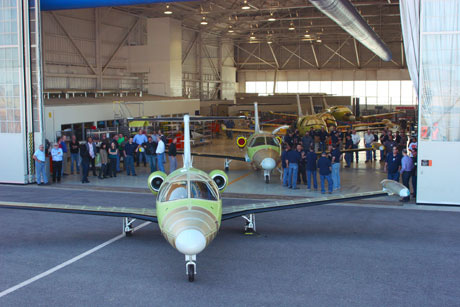 Eclipse Aerospace Powers Up First Production E550 | Aviation ...