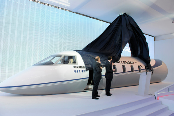 Bombardier Unveils Challenger 350 at EBACE | Aviation International News