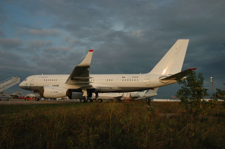 Investigators Focus On Tu-204 Reversers and Brakes | Aviation ...
