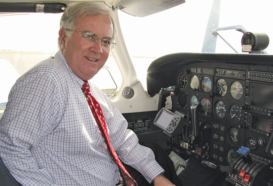 Lawyer-Pilot Garners Winant Award | Aviation International News
