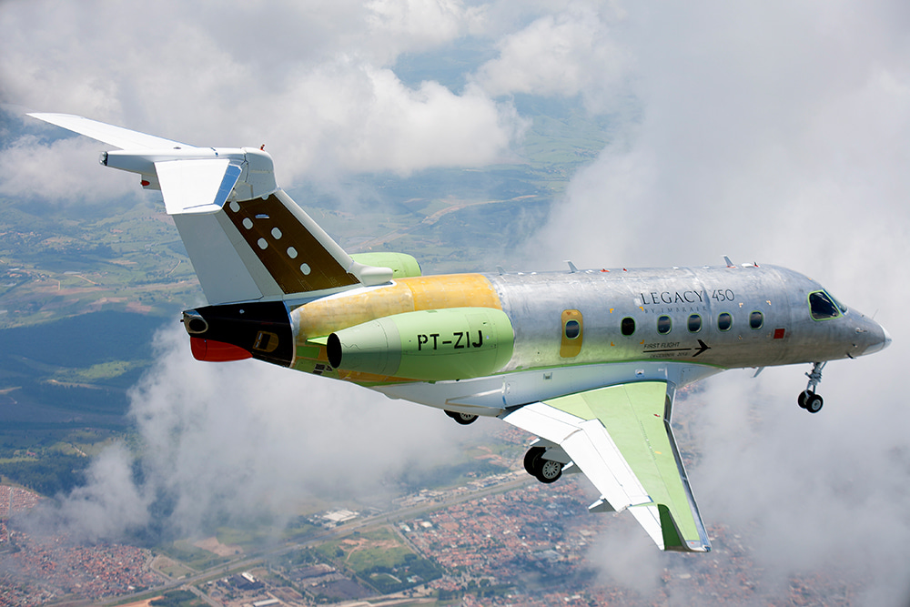 Embraer Legacy 450 Flies, Program Right on Schedule | Aviation ...