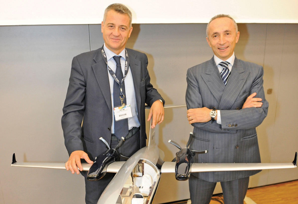 Piaggio Launches New-look Avanti EVO | Aviation International News
