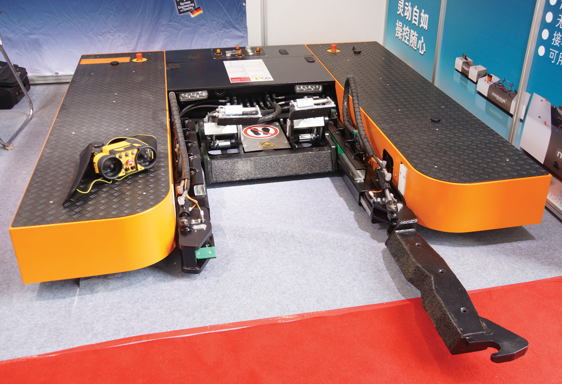 Mototok Tug Helps Halt Hangar Rash | Aviation International News