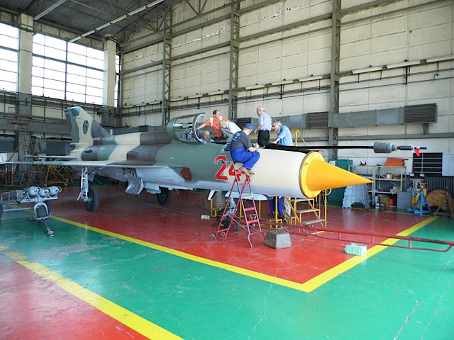 Aerostar Pitches for More Overhauls of MiGs | Aviation International News