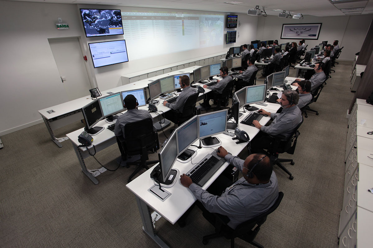 Embraer Executive Jets Expands Contact Center | Aviation International News