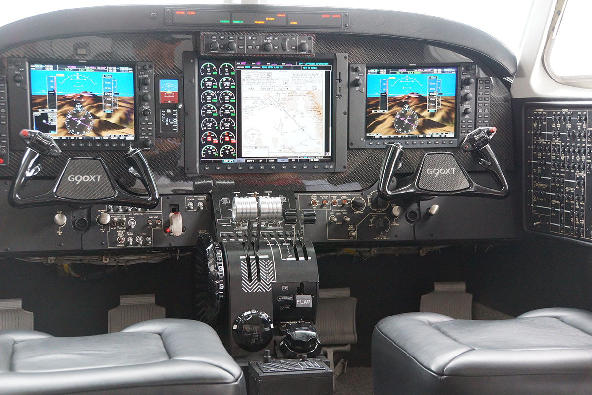 Nextant Unveils G90XT Flight Deck | Aviation International News