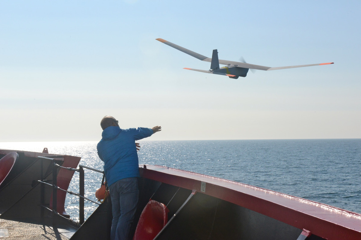 Puma UAS Succeeds in Landing on Coast Guard Icebreaker | Aviation ...