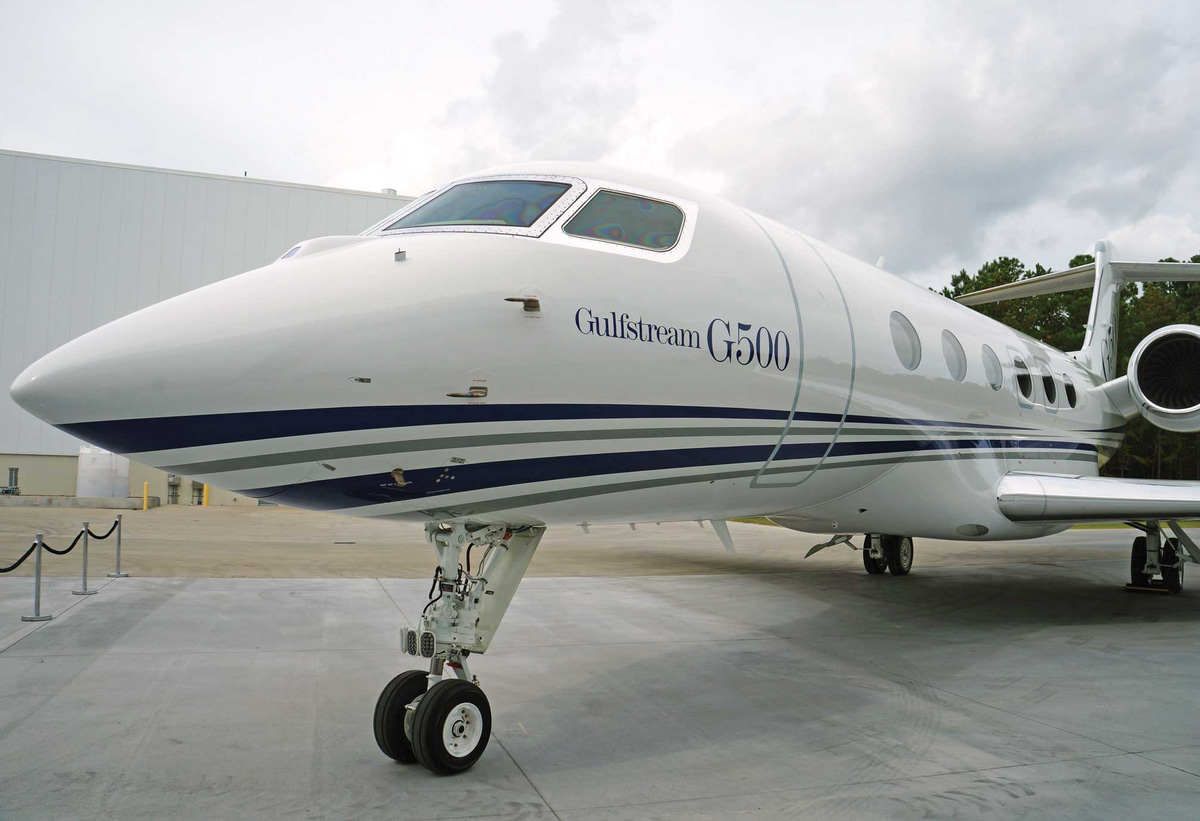 New Gulfstreams Deliver More Range and Cabin Comfort | Aviation ...