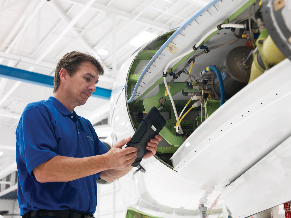 OEMs Put Technology To Work in MRO Operations | Aviation International News